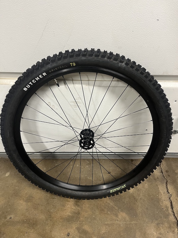 2022 Specialized Roval front wheel 29” 15x110 with tire For Sale