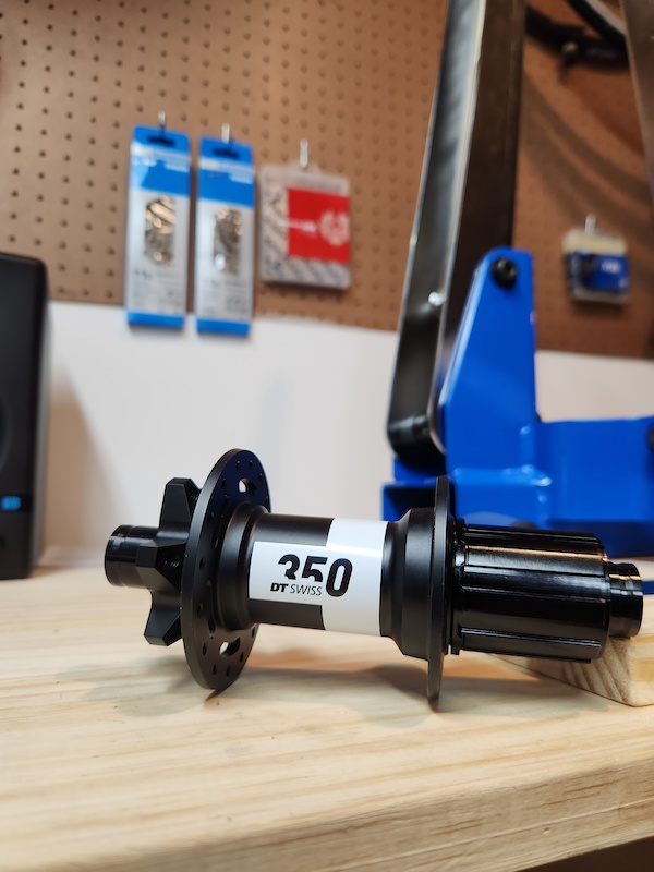 2023 DT Swiss 350 148mm 32H NEW HG or XD For Sale