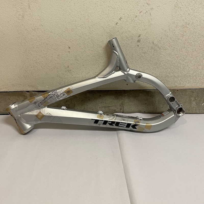 2009 ISO rear triangle trek session For Sale