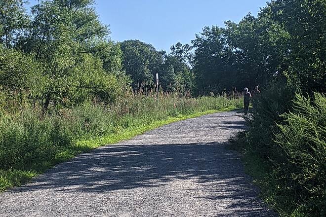 Impoundment Loop Trail & Deer Run Trail Hiking Trail - Philadelphia