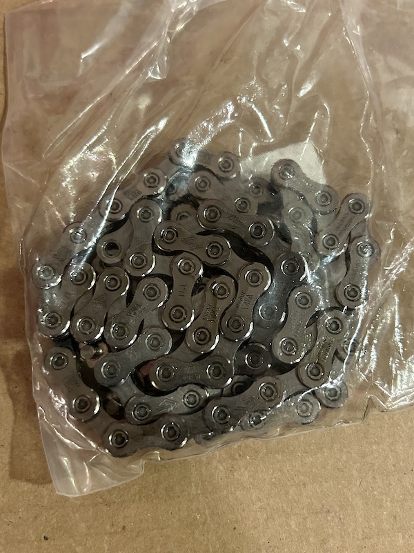 -3105- Shimano Linkglide CN-LG500 Chain 124L For Sale