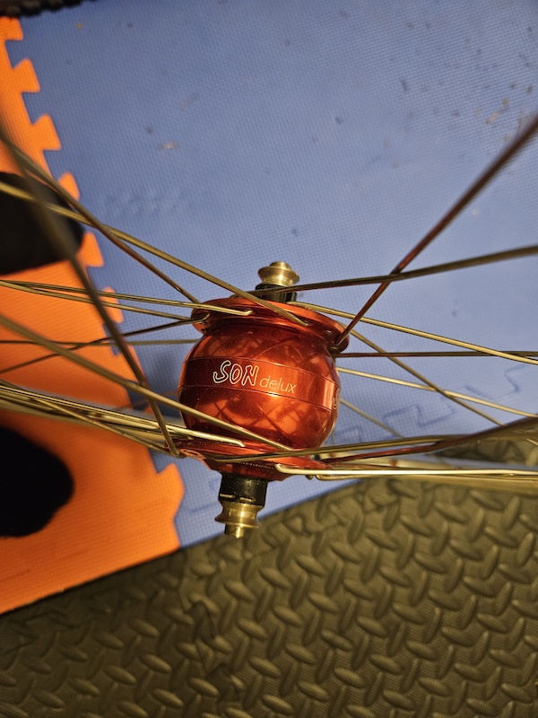 2021 SON Delux Dynamo Hub/Wheel + Edelux II Light For Sale