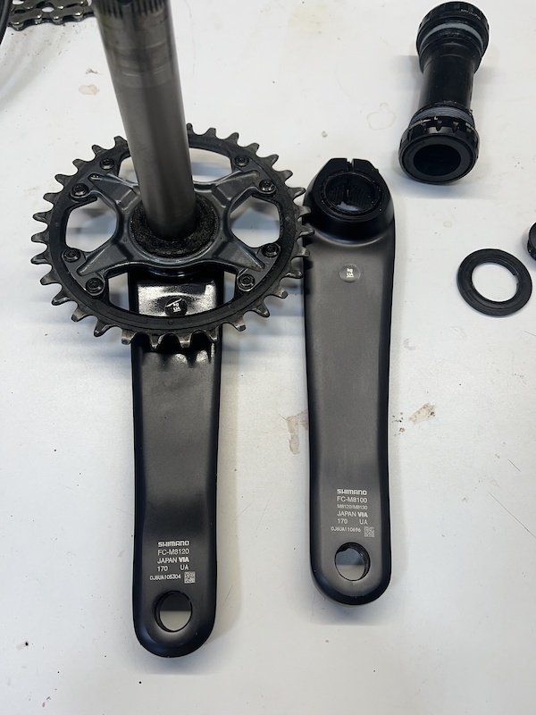 2022 Shimano XT crankset 170mm 32t ring 68-73 bb 12speed For Sale