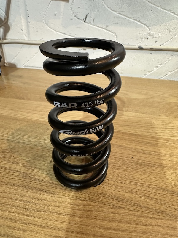 2022 425 lb/in Super Alloy Racing coil spring 65mm stroke For Sale
