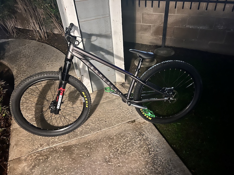 2022 Custom commencal absolute For Sale