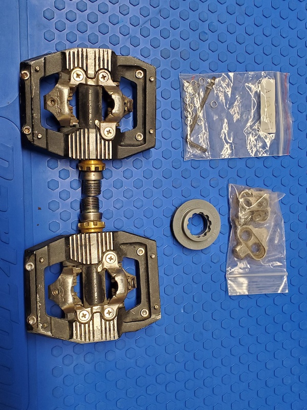 Shimano Saint SPD Clipless M820 pedals For Sale