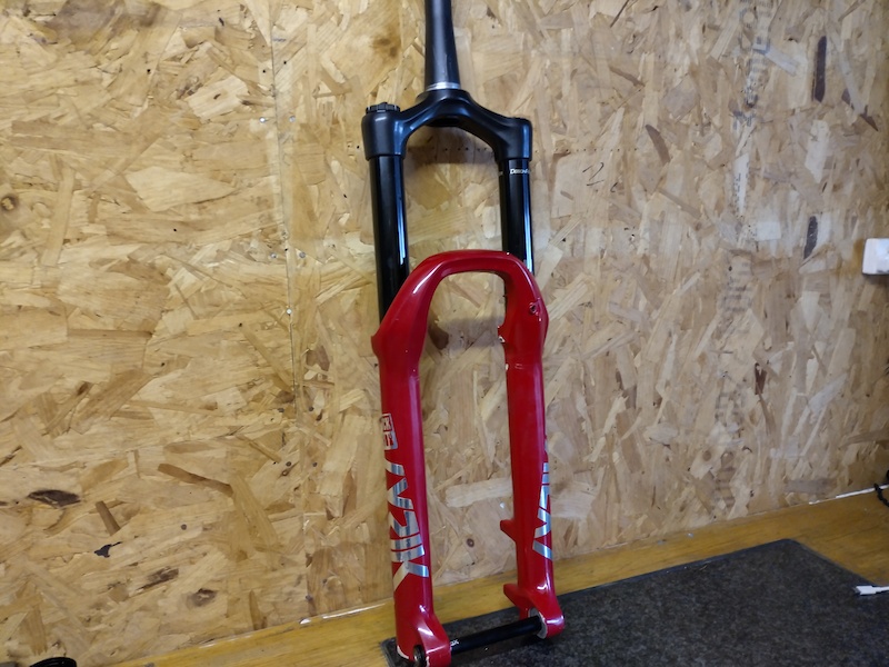 2019 Rockshox Lyric Ultimate RC2 27.5" 170mm For Sale