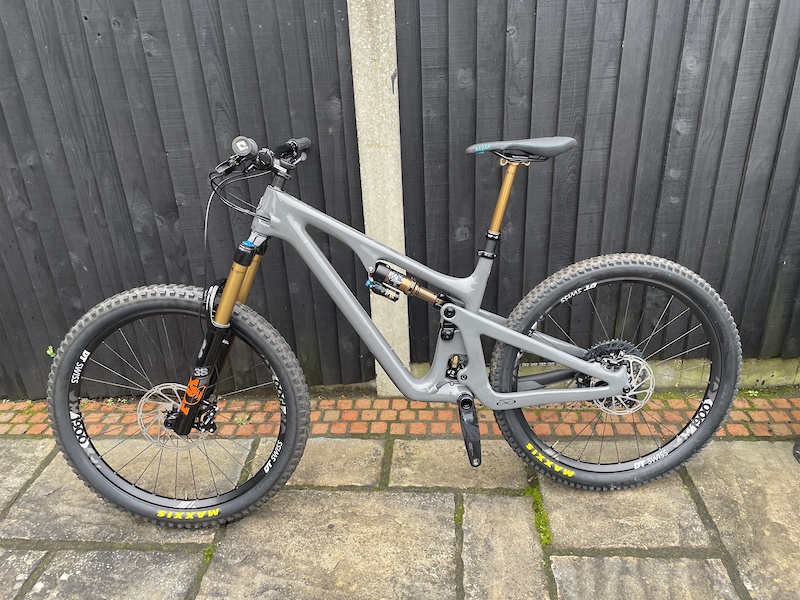 2022 Yeti SB 140 Turq Medium For Sale