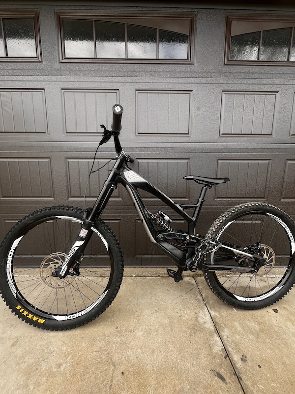 2016 Yt tues For Sale