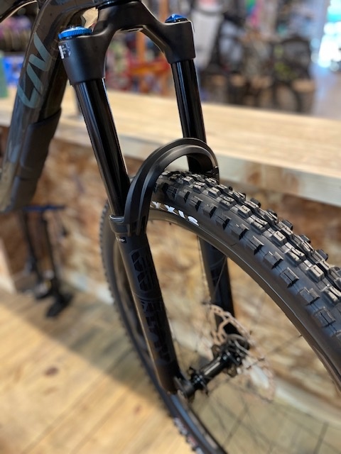 2024 Fox 36 Performance Elite 160mm Grip Two Damper For Sale