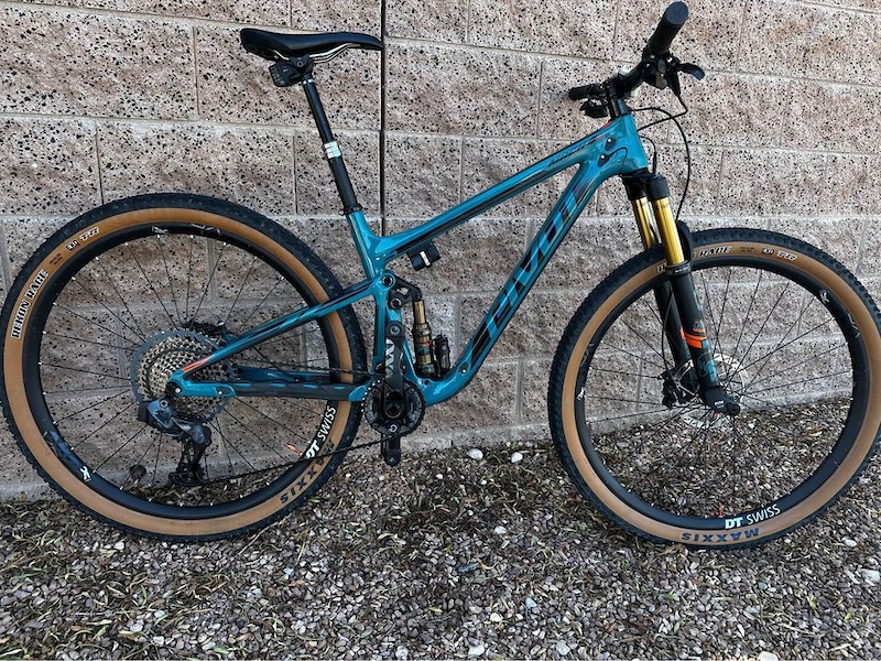 2021 Pivot Mach 4SL AXS Carbon M For Sale