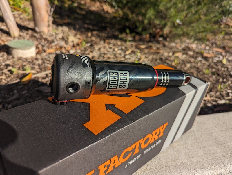 2023 RockShox Deluxe Select 185x55mm Trunnion Mount For Sale