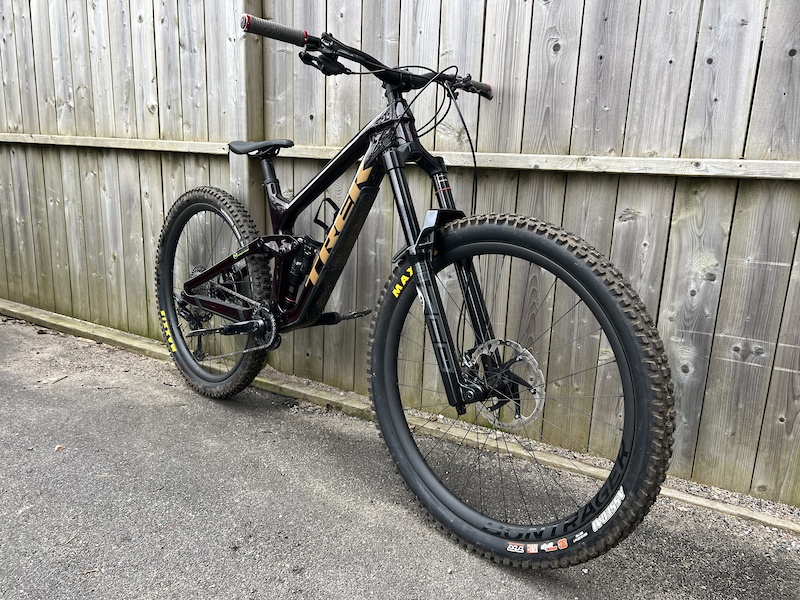 2022 Project One Trek Slash 9.8 XT M/L For Sale