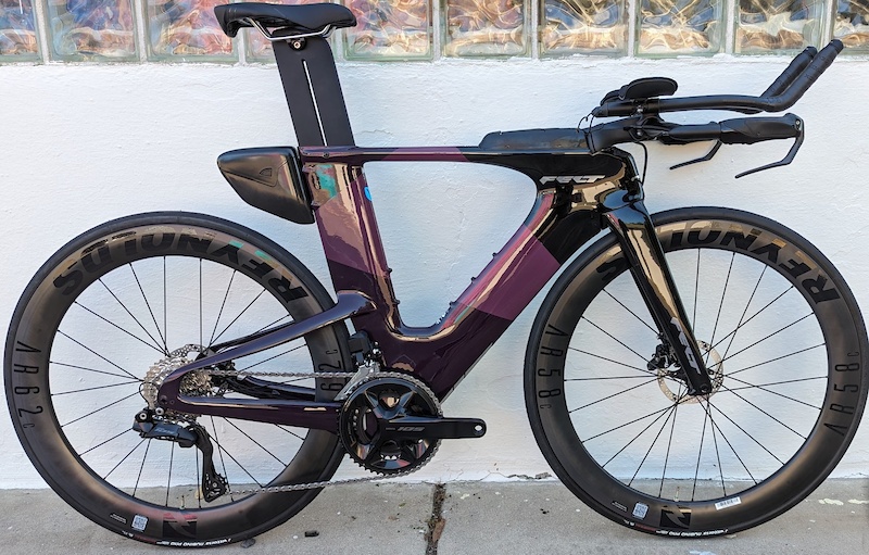 2024 Brand new Felt IAx size 51 still in box For Sale