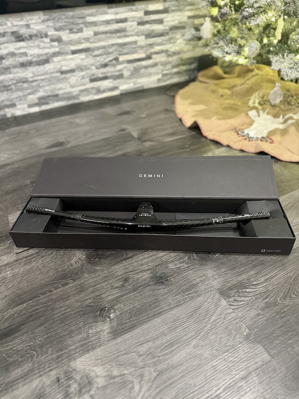 2023 Gemini Propus Carbon Handlebar/stem one piece For Sale