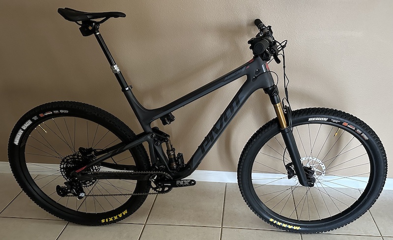 2022 Pivot Mach 4 SL XL For Sale