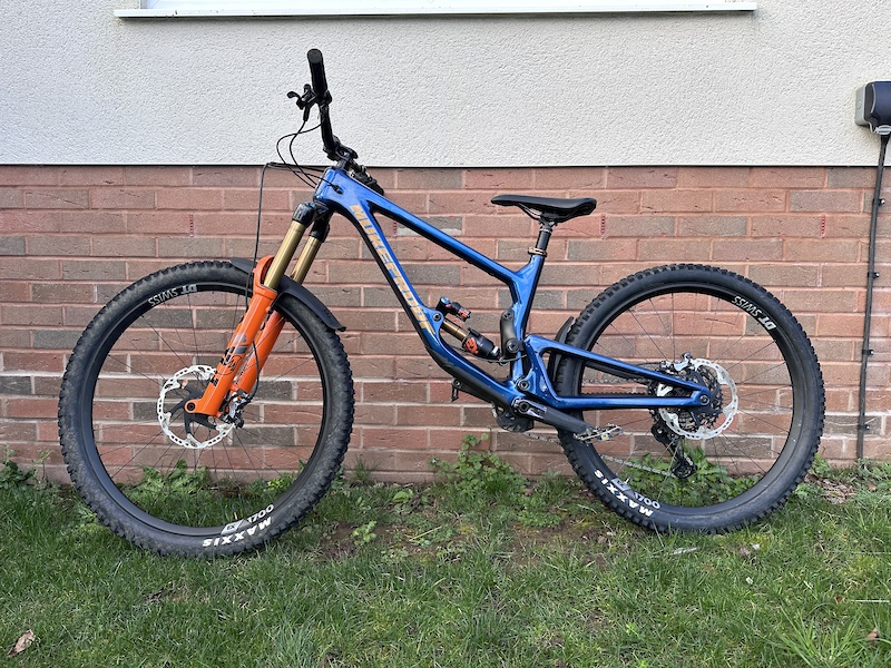 2022 Nukeproof Giga 297 Factory (medium) For Sale