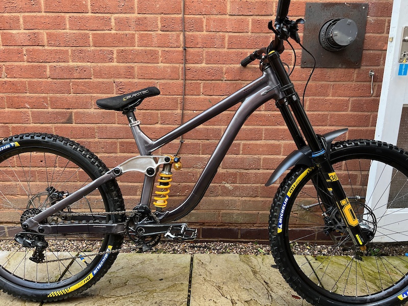 2023 Airdrop Slacker Frame and Shock For Sale