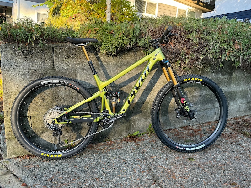 2023 Pivot Switchblade Large (XT, Fox, Enve) For Sale