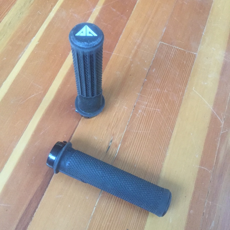 Ride Alpha DH black lock-on grips (971) For Sale