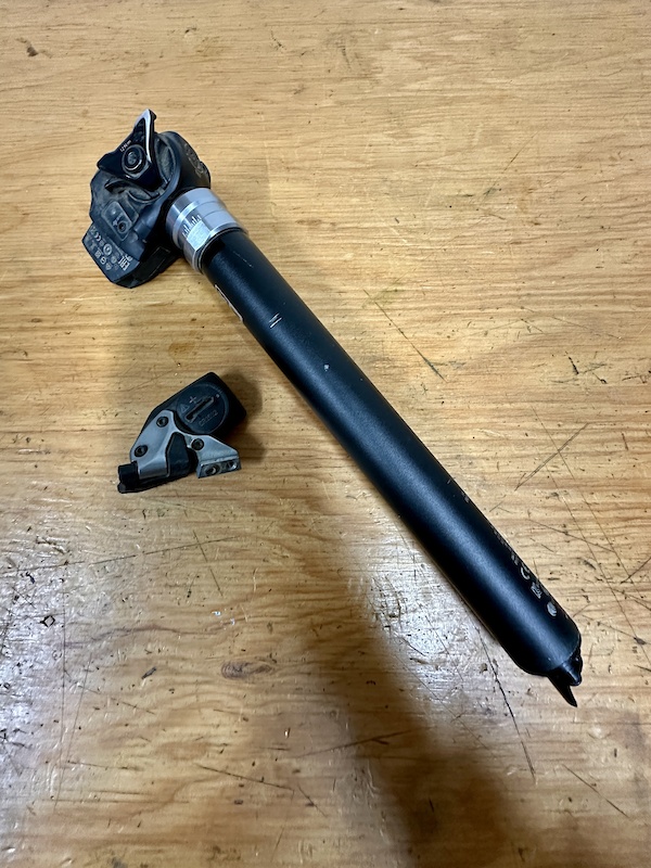 2021 Rockshox 170mm AXS reverb dropper post For Sale