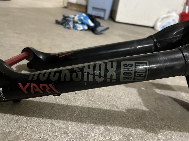 2019 150mm Rock Shox Yari w/ MRP Ramp Control Pro For Sale