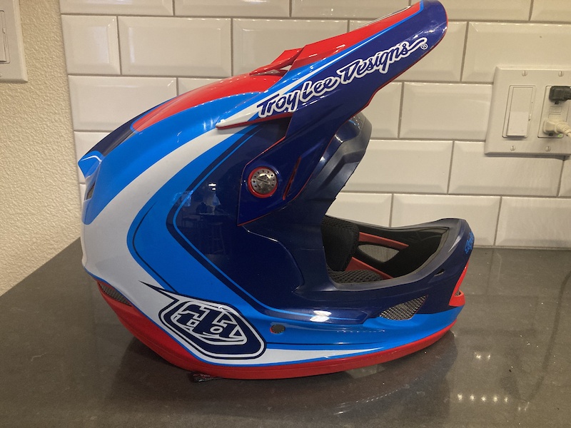 TLD D3 Composite Large/Medium For Sale