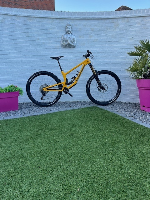 2022 Nukeproof Giga 290 Factory Carbon. £5500 RRP For Sale