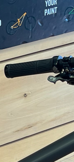 2023 SRAM Twistloc Lockout Remote/Grips For Sale