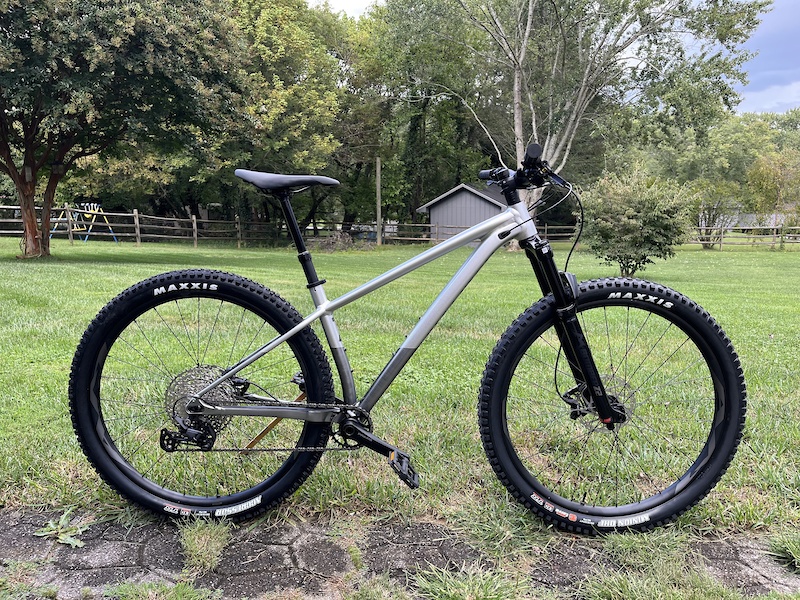 2023 Specialized Fuse Medium Frame For Sale