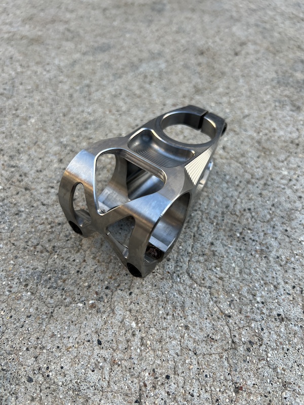 2023 5Dev 2 bolt titanium stem 48mm length For Sale