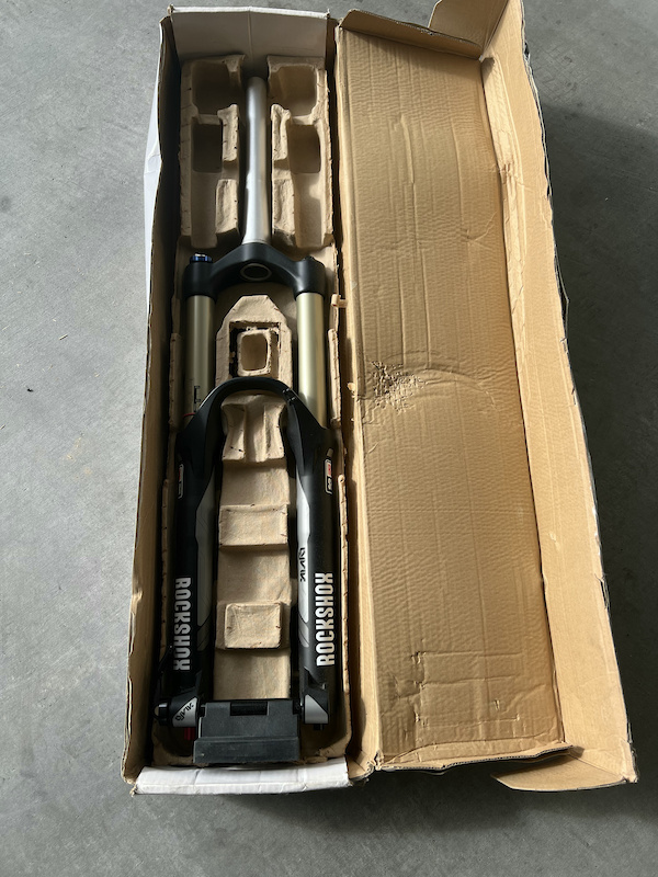 2013 RockShox RC2DH - 170mm, 26" wheel For Sale