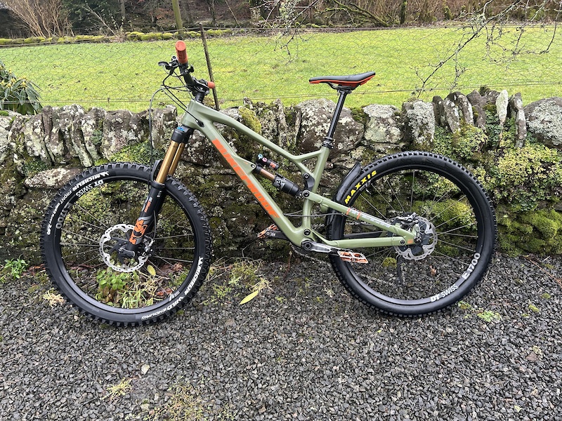 2019 Nukeproof mega factory 275C Medium For Sale