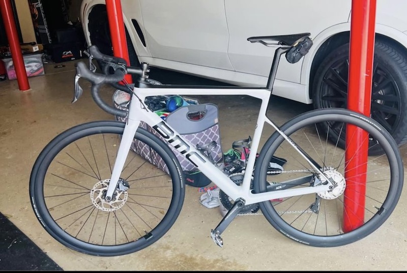 2020 BMC TEAMMACHINE SLR02 Ultrgra DI2 For Sale