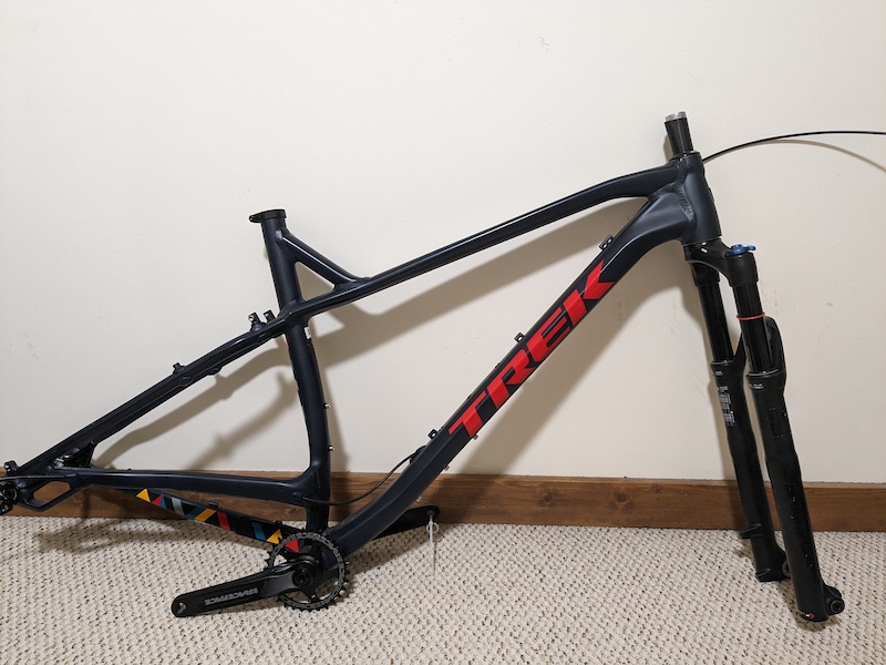 2020 XL trek 1120 frame + extras For Sale