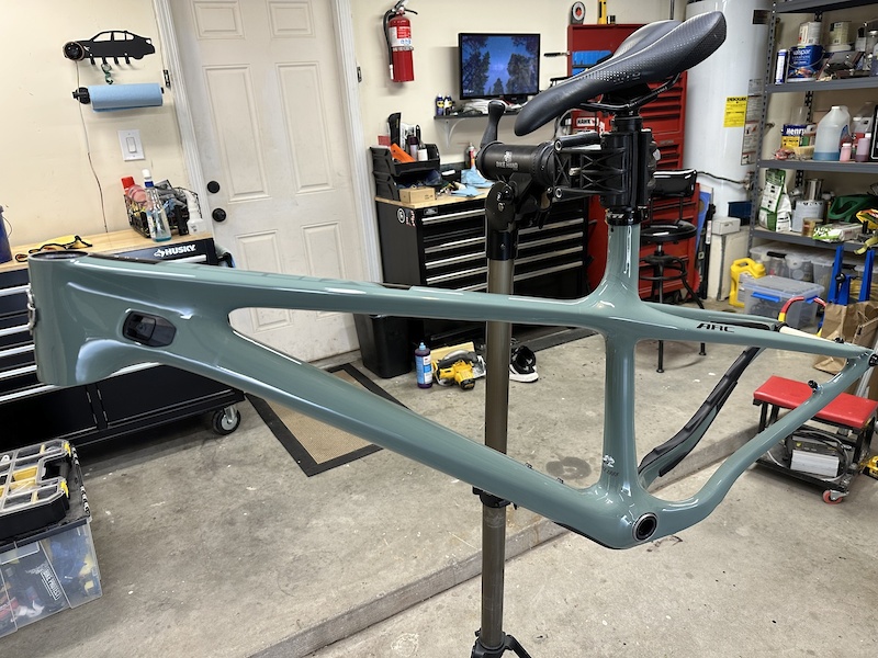 2023 Yeti ARC Frame Large in Rhino For Sale