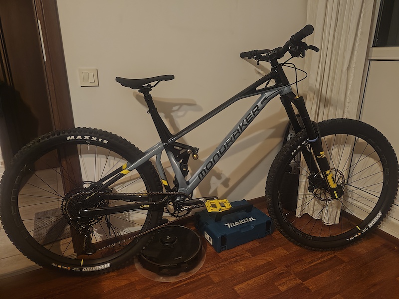2022 Mondraker Superfoxy ohlins L NEW For Sale