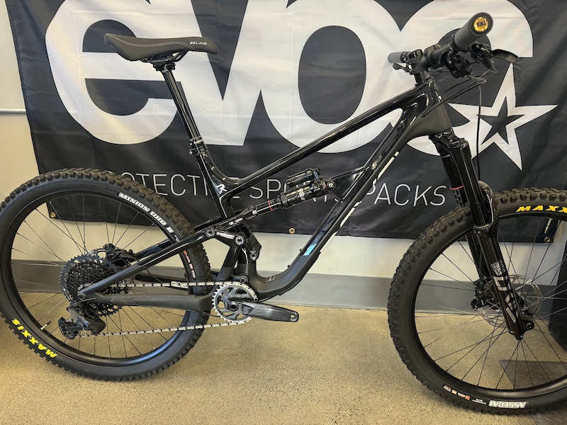 2022 Revel Rail 27.5 Large GX Kit For Sale