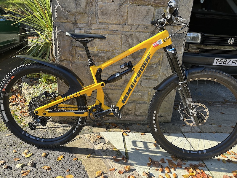 2022 Nukeproof Mega 297 Carbon Elite (Small), hardly used. For Sale