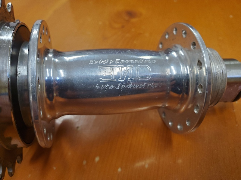 White Industries ENO eccentric hub For Sale