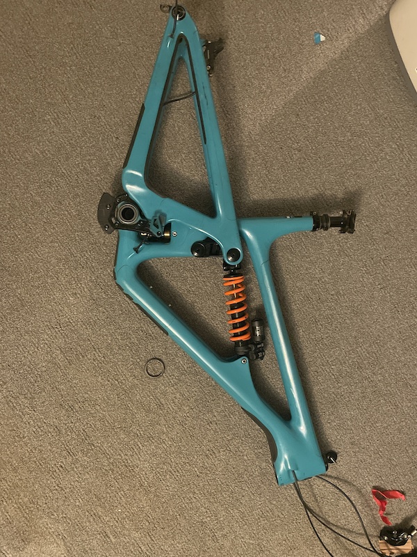 2022 Yeti sb165 large frame TURQ + brakes and fox dropper For Sale