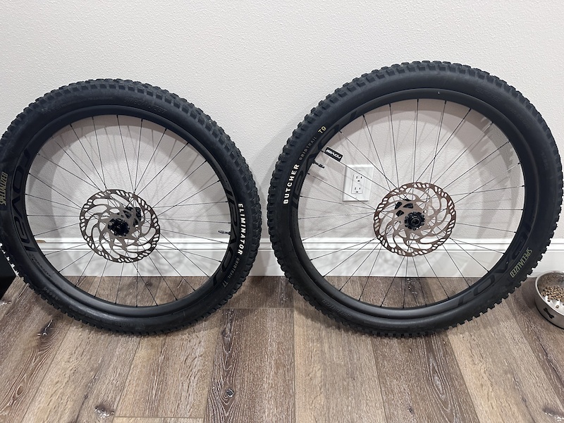 2024 roval Traverse SL 28 spoke 29/27.5 carbon tires/rotors For Sale