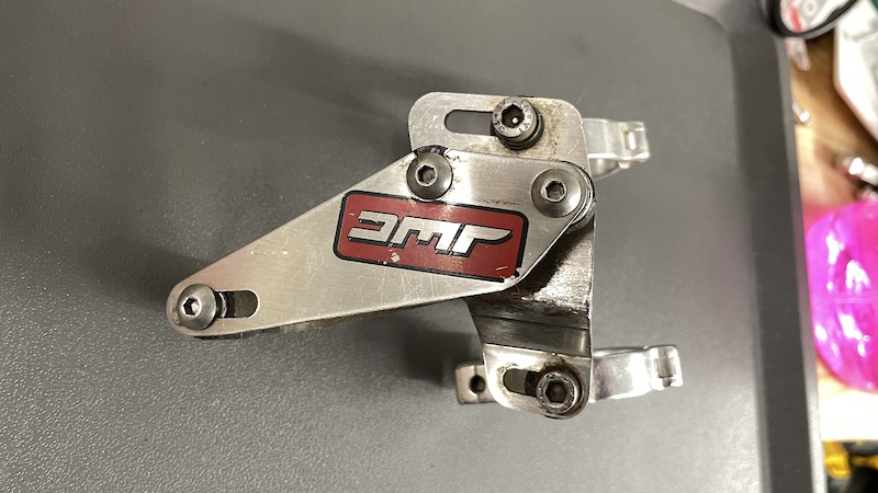 2005 Dmr front chain guide For Sale