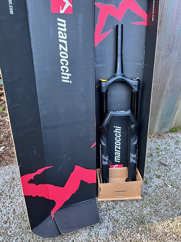 2022 Marzocchi Bomber Z1 Coil w/2 springs For Sale