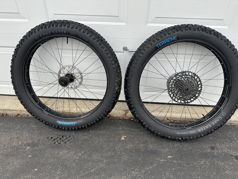 2023 HED Big Deal 26” fatbike rims with tires For Sale