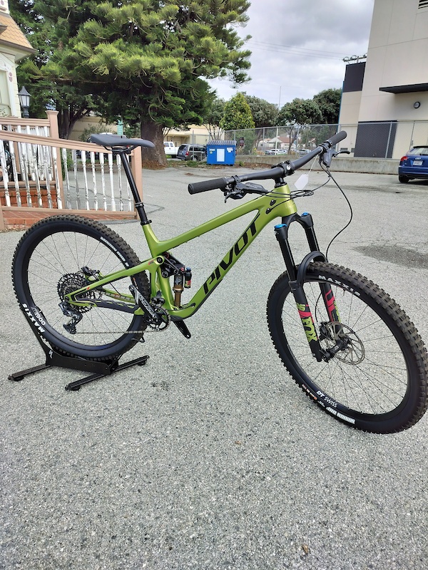 2023 Pivot Switchblade Large GX/X01 For Sale