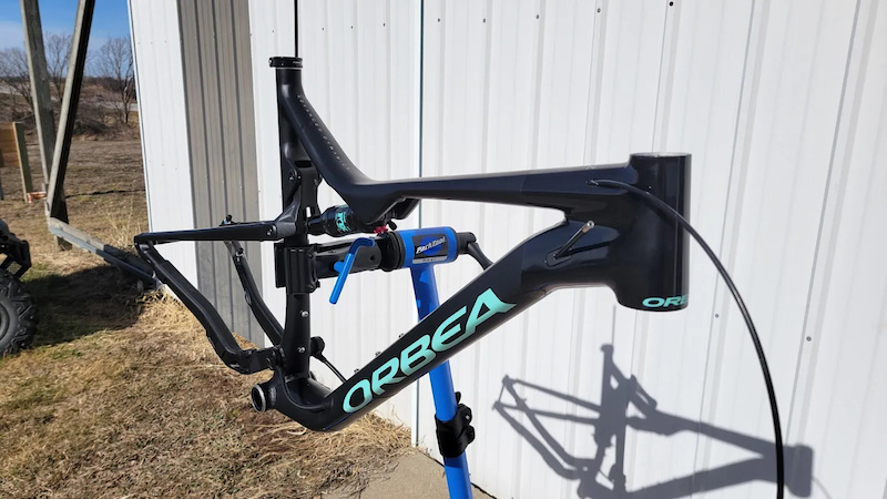 2022 Orbea Oiz H30 Frame and Shock For Sale