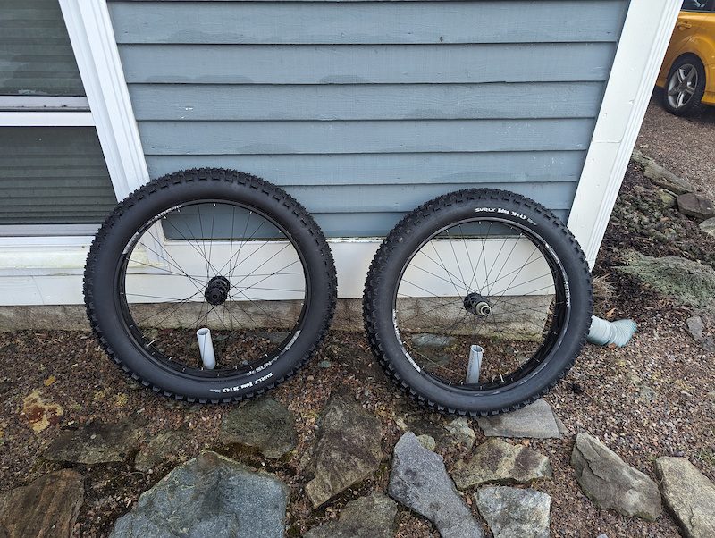 2023 Mulefut 80 wheelset 177 hub + Surly Edna Tires For Sale