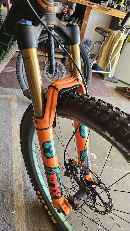 2021 Fox factory 36 Grip 2 160mm For Sale