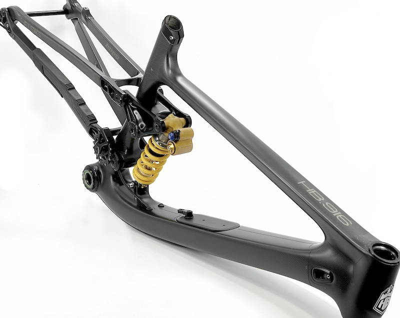 2023 Hope 916 Enduro MTB Carbon frame and shock Size H4 For Sale